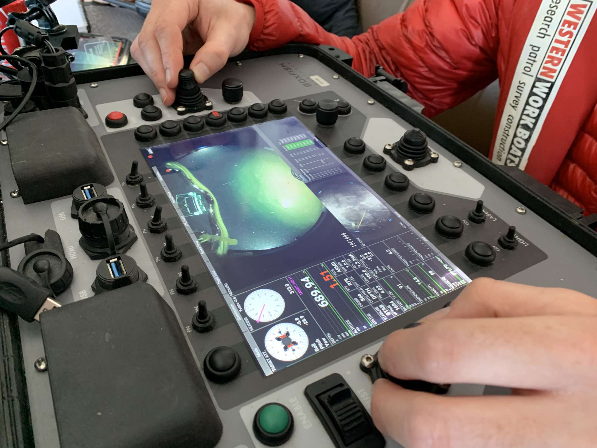 Deepsea ROV survey with Boxfish ROV 1,000m